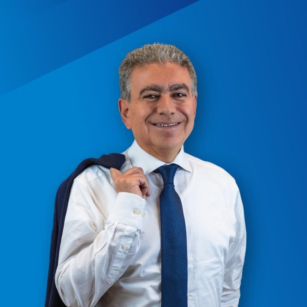 Regionali, a Roseto la chiusura della campagna di Enio Pavone